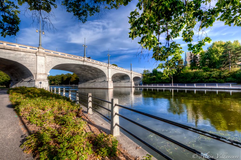 City council approves MUPs for Bank Street Bridge · OttawaStart.com