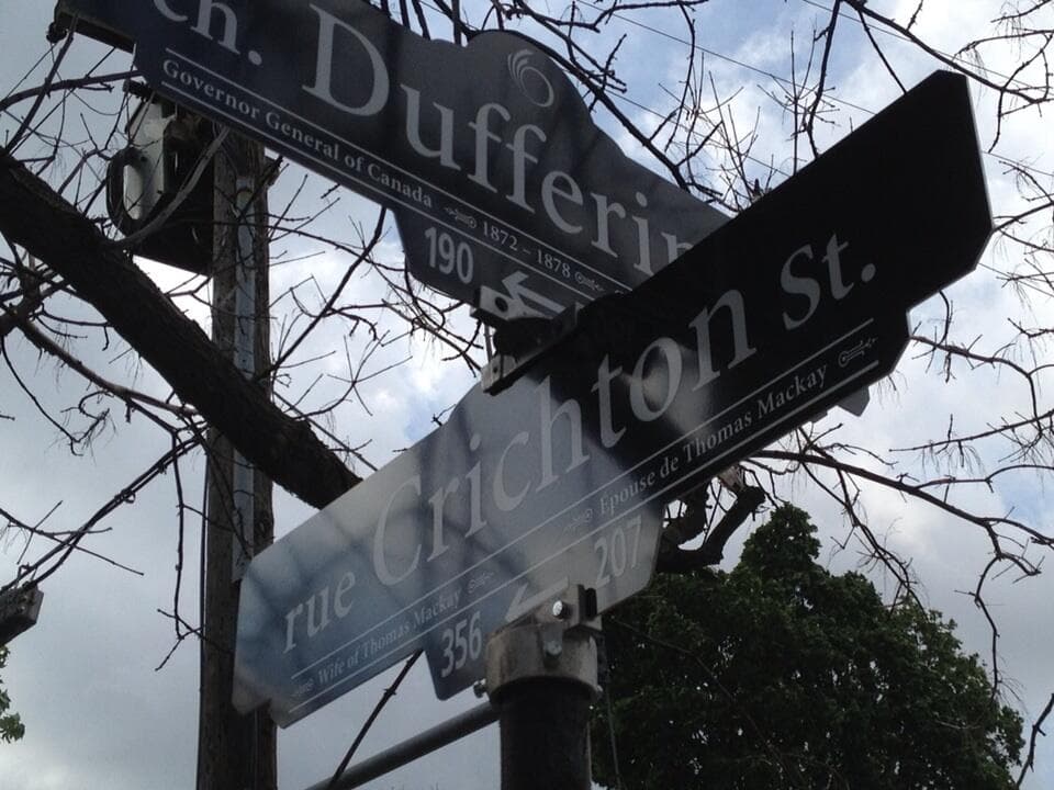 PHOTO: Ottawa road signs that explain who the streets were named after ...