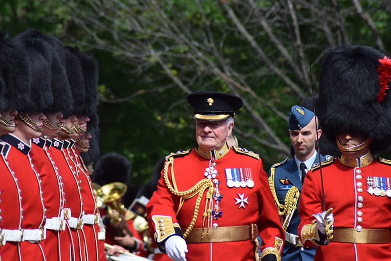 PHOTOS: Governor General David Johnston inspects the Ceremonial Guard · OttawaStart.com